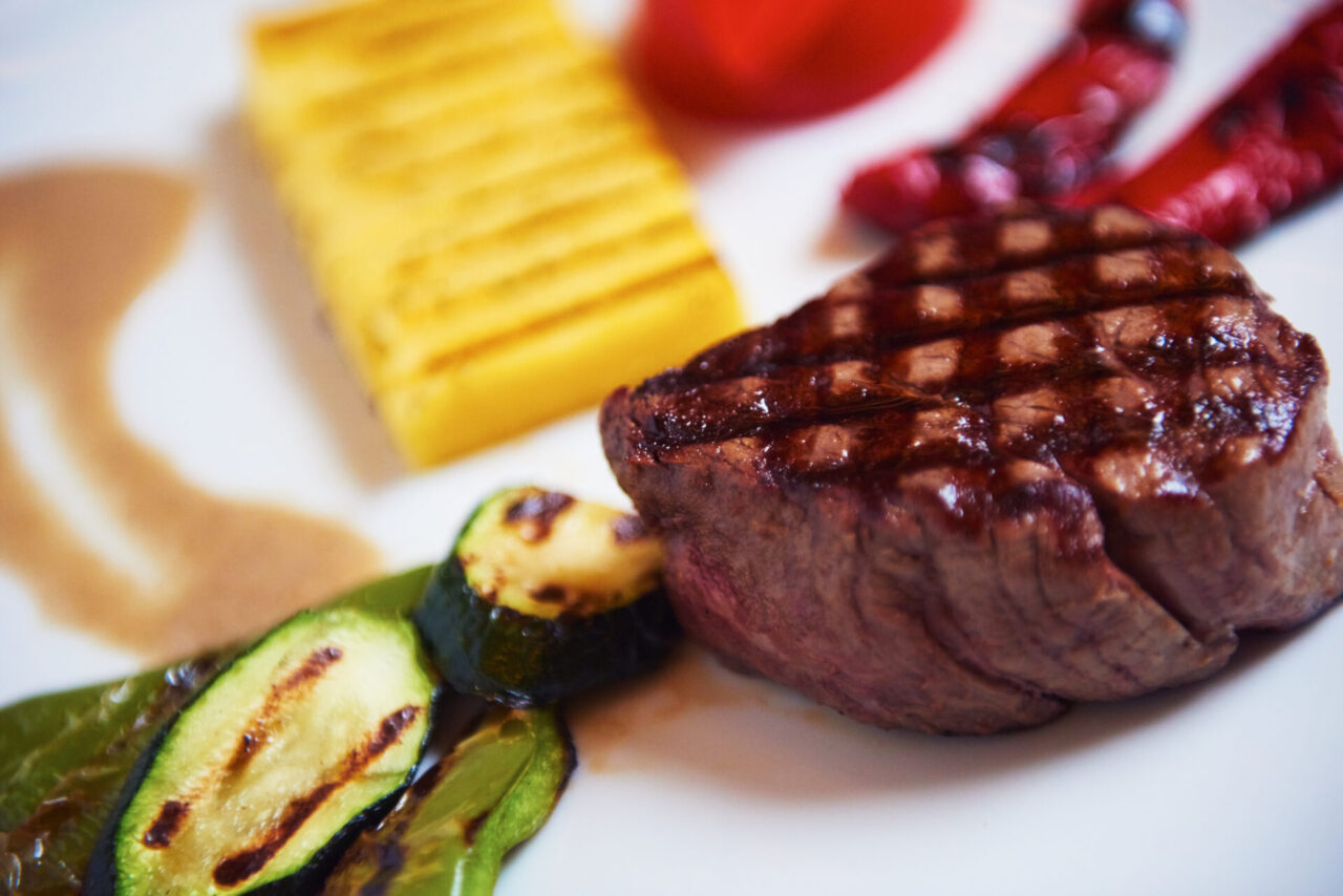 How to Cook the Perfect Filet Mignon - Eating Happiness